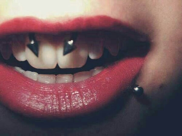 65 Smiley Piercing Examples for a Life Full of Smiles - Border Tattoo