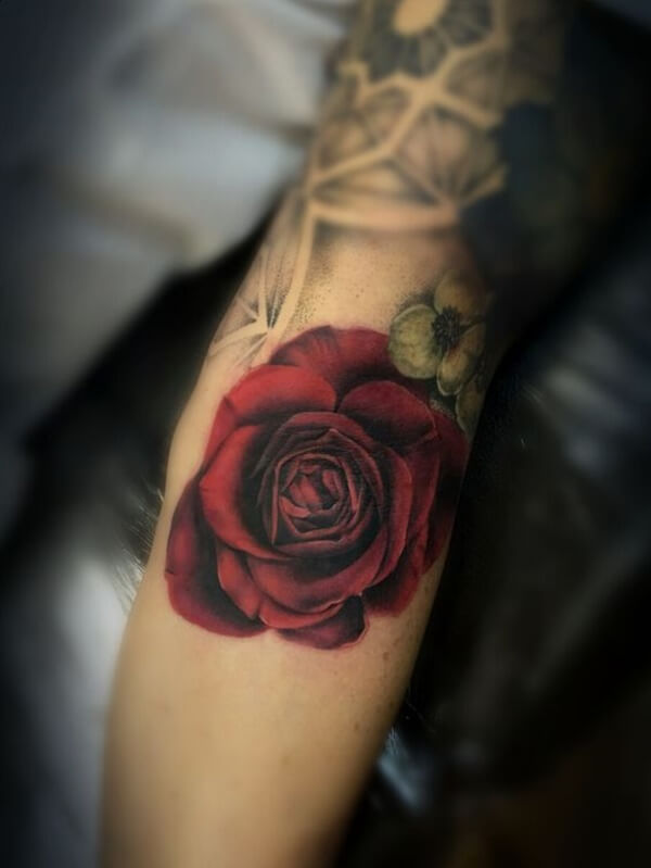 99 Gorgeous Unisex Rose Tattoo Designs That Redefine Sexiness - Border ...